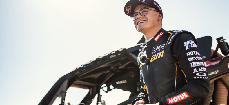 Pasivažinėjimas motobagiu su čempionu Roku Baciuška