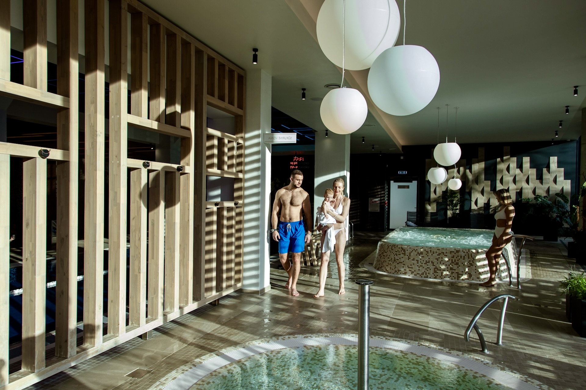 Pramogos Aušra SPA Kaune: baseinai, pirtys, masažai
